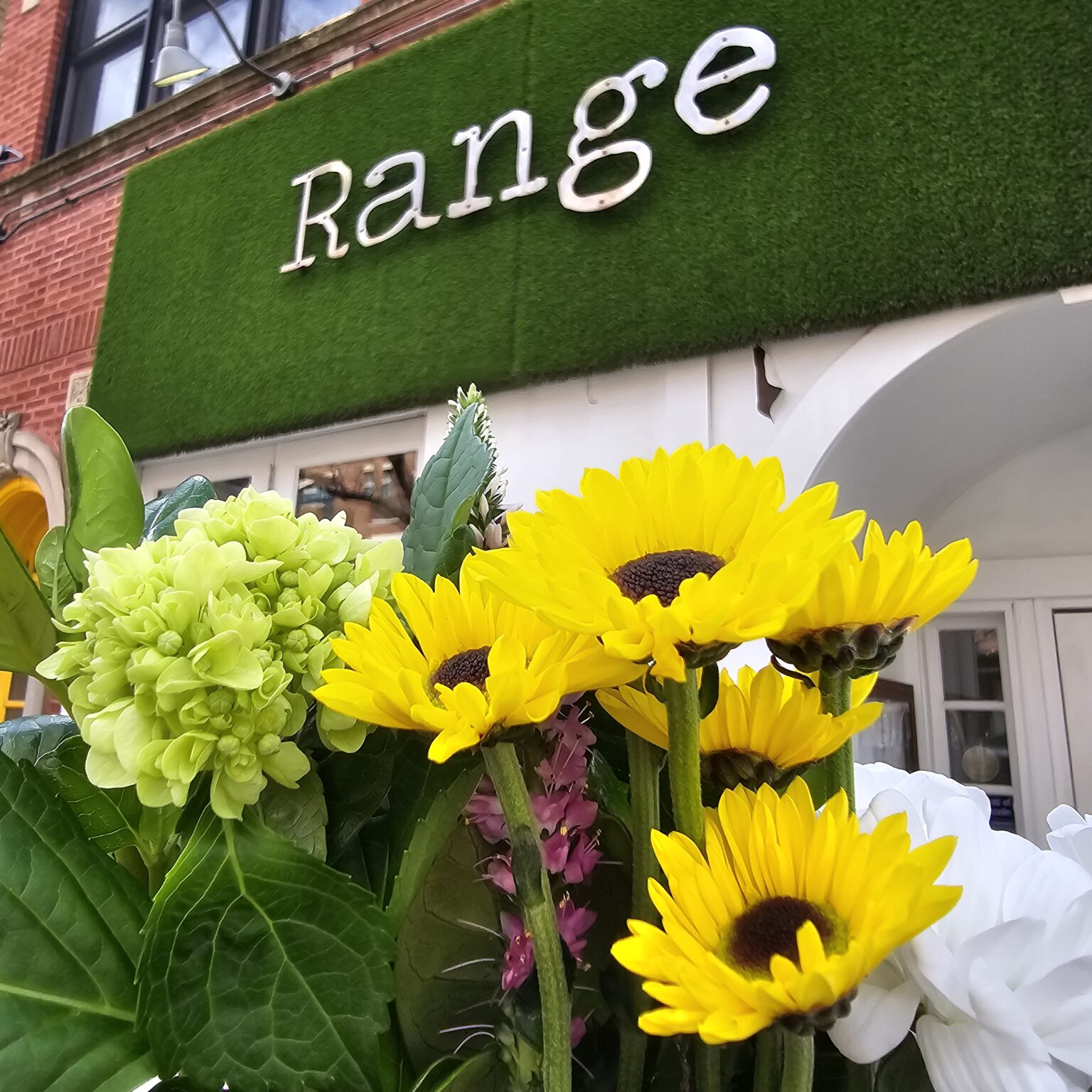 Range Restaurant your farm-to-table destination in Lincoln Park